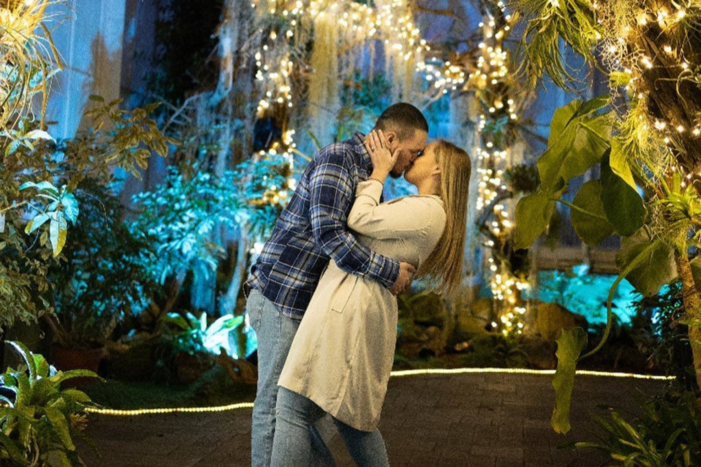 Private events - Buffalo and Erie County Botanical Gardens - Plan Weddings, Birthdays, Anniversaries